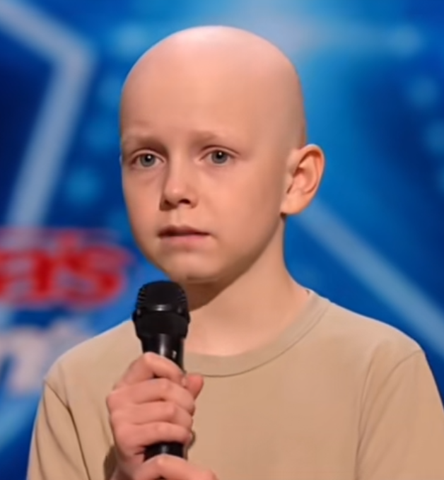 He Walked Onstage in a T-Shirt and Jeans—Then Gave What Would Be His ...