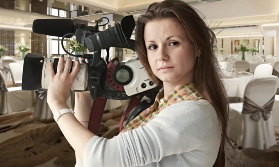 My sister Anna asked me to photograph her wedding for free.👇👇👇 - watch-ir